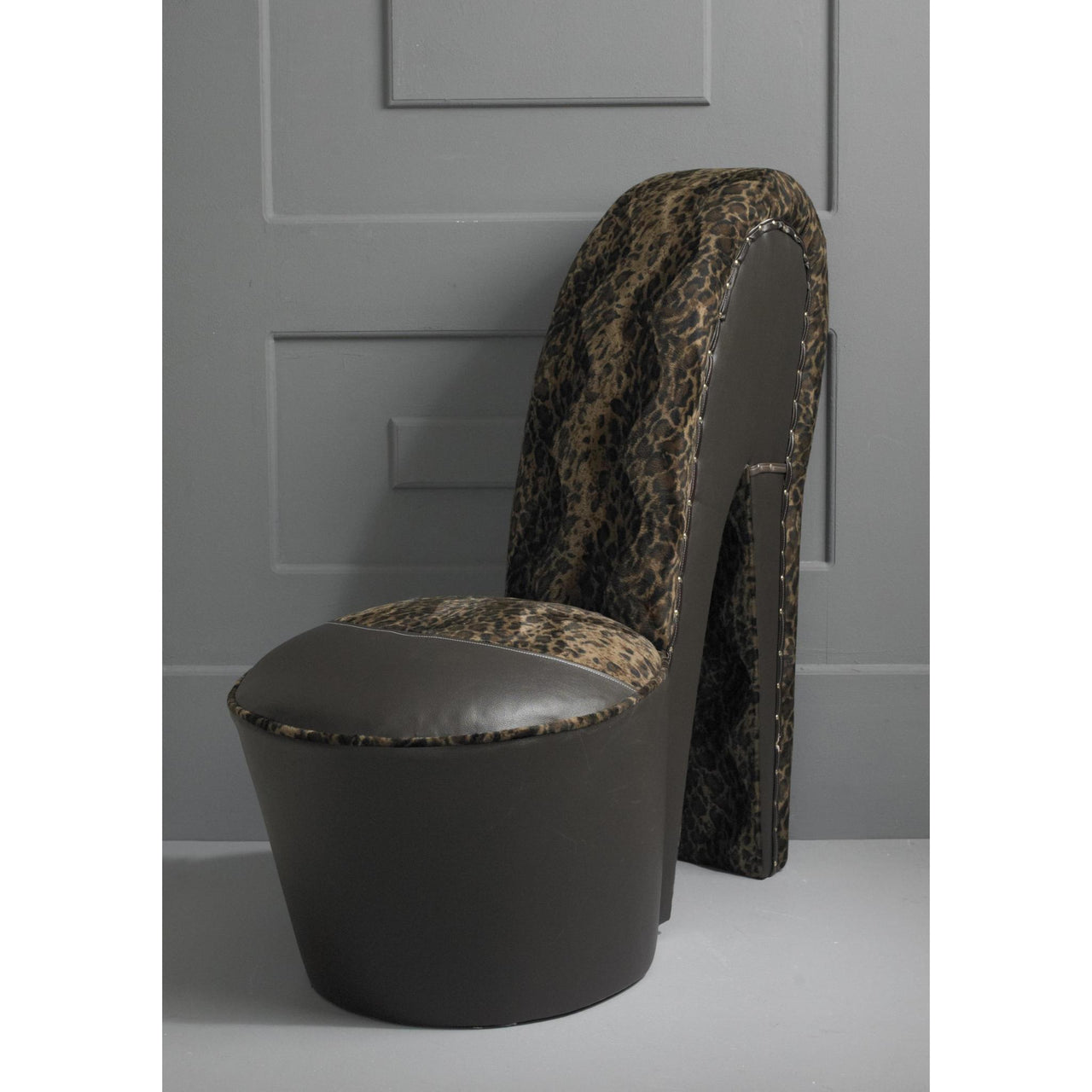 Shoe Chairs | Bespoke Stiletto Chairs | Chic Concept