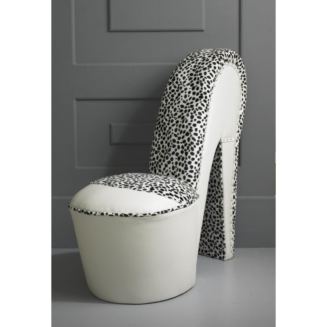 Shoe Chairs | Bespoke Stiletto Chairs | Chic Concept